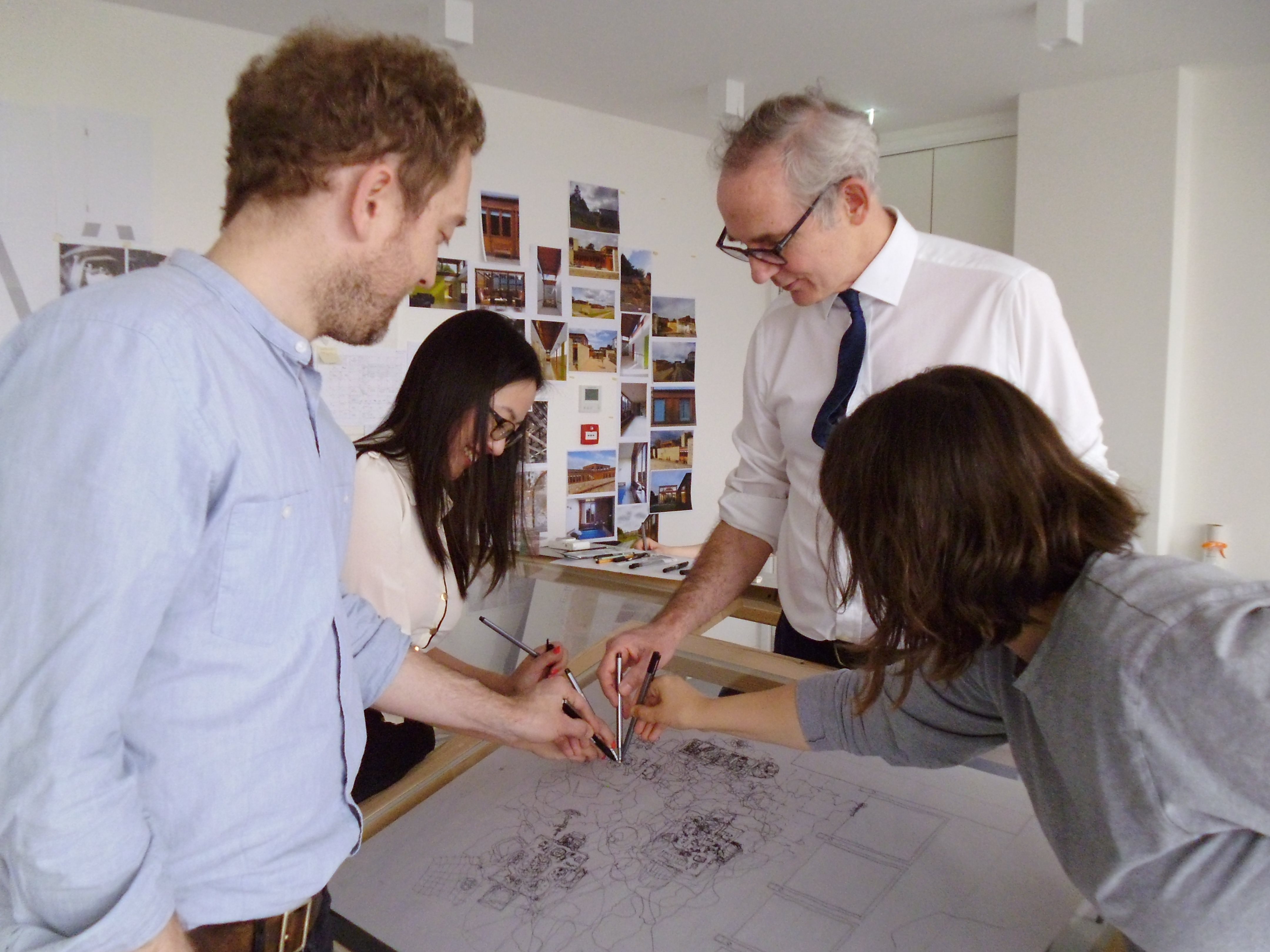 Losing myself: drawing dementia