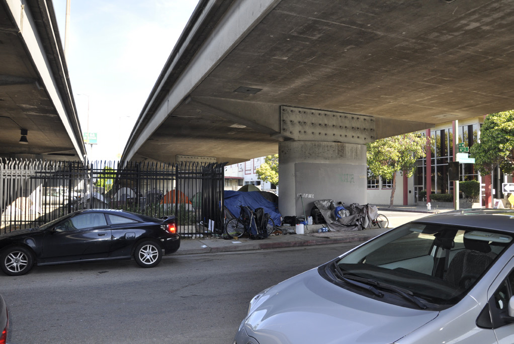 Oakland holds contest to overhaul freeway underpasses