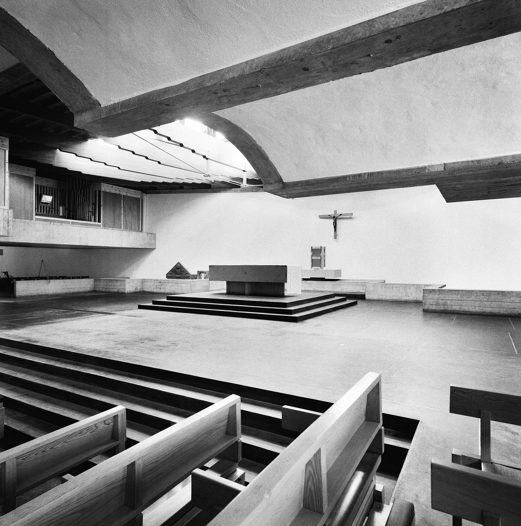 St Peter's, Cardross: Birth, Death and Renewal