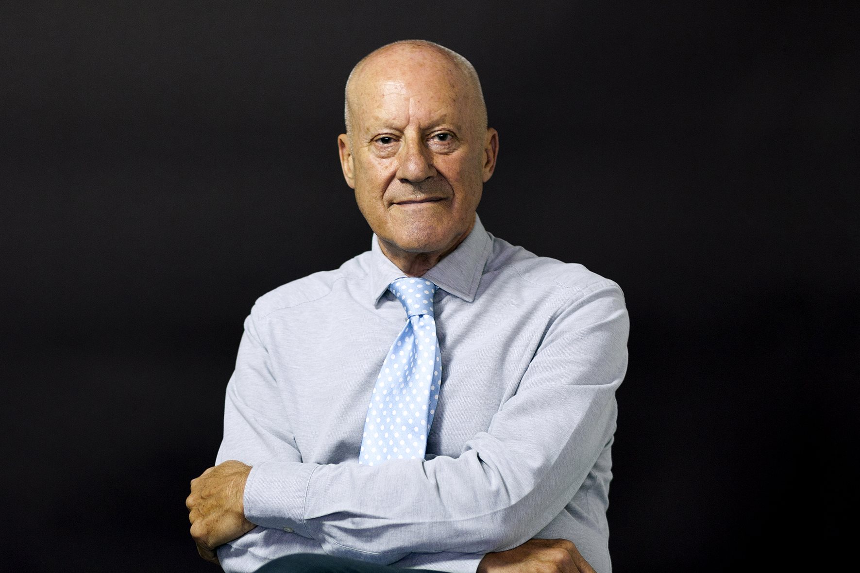 Norman Foster criticises ‘hypocritical moral stance’ on airports