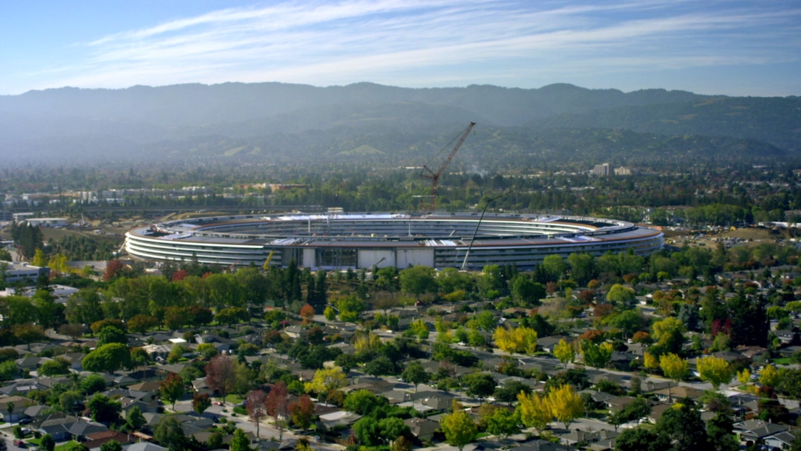 Californian dream: first peek at Foster's new Apple HQ
