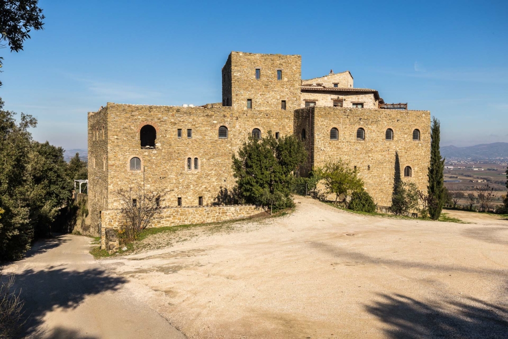 Competition: Rosciano Castle ‘Wedding Oasis’, Italy