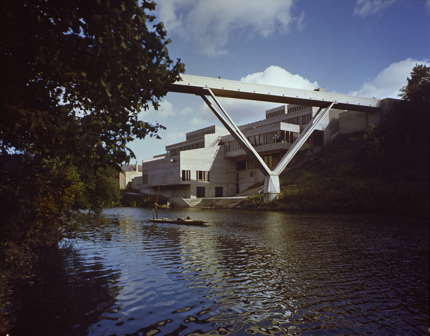 Libeskind urges Durham University to save Dunelm House