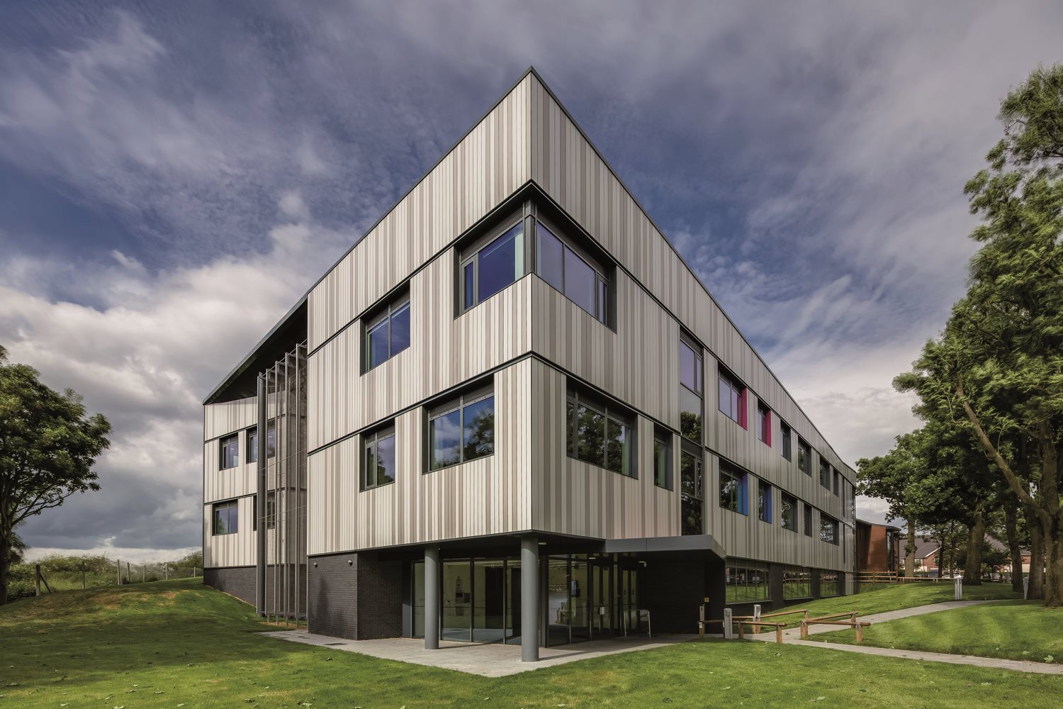 First look: Scott Brownrigg’s ultra-flexible Science Centre at Bedford ...