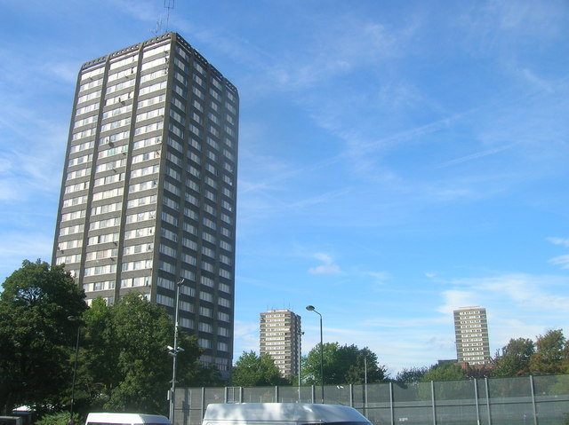 Grenfell Tower: Government calls on industry for building regs review