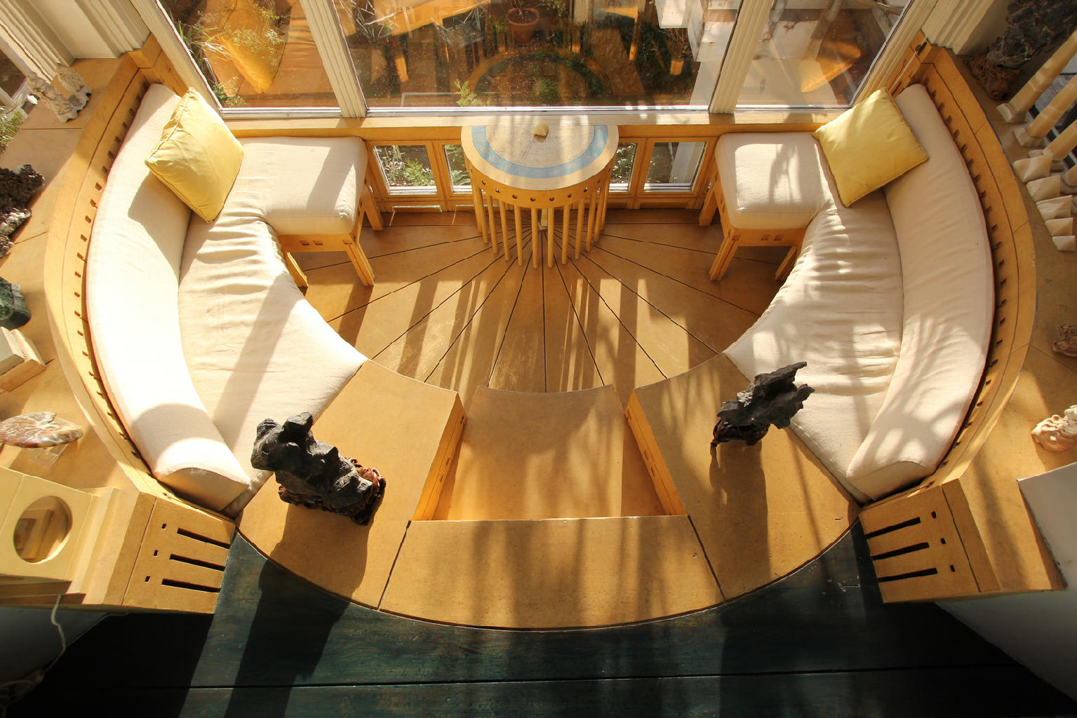 Farrell and Foster back plan to open Jencks home as a museum