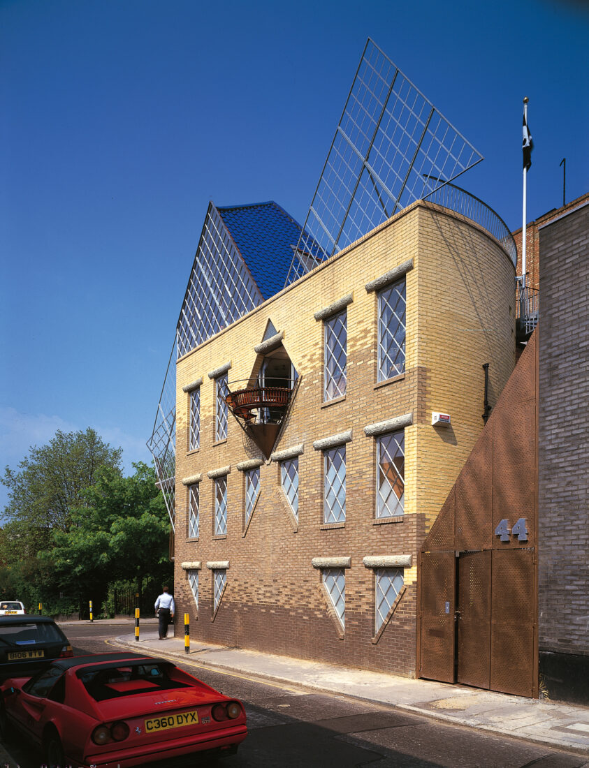 Piers Gough’s ‘extrovert and ostentatious’ home for Janet Street-Porter ...
