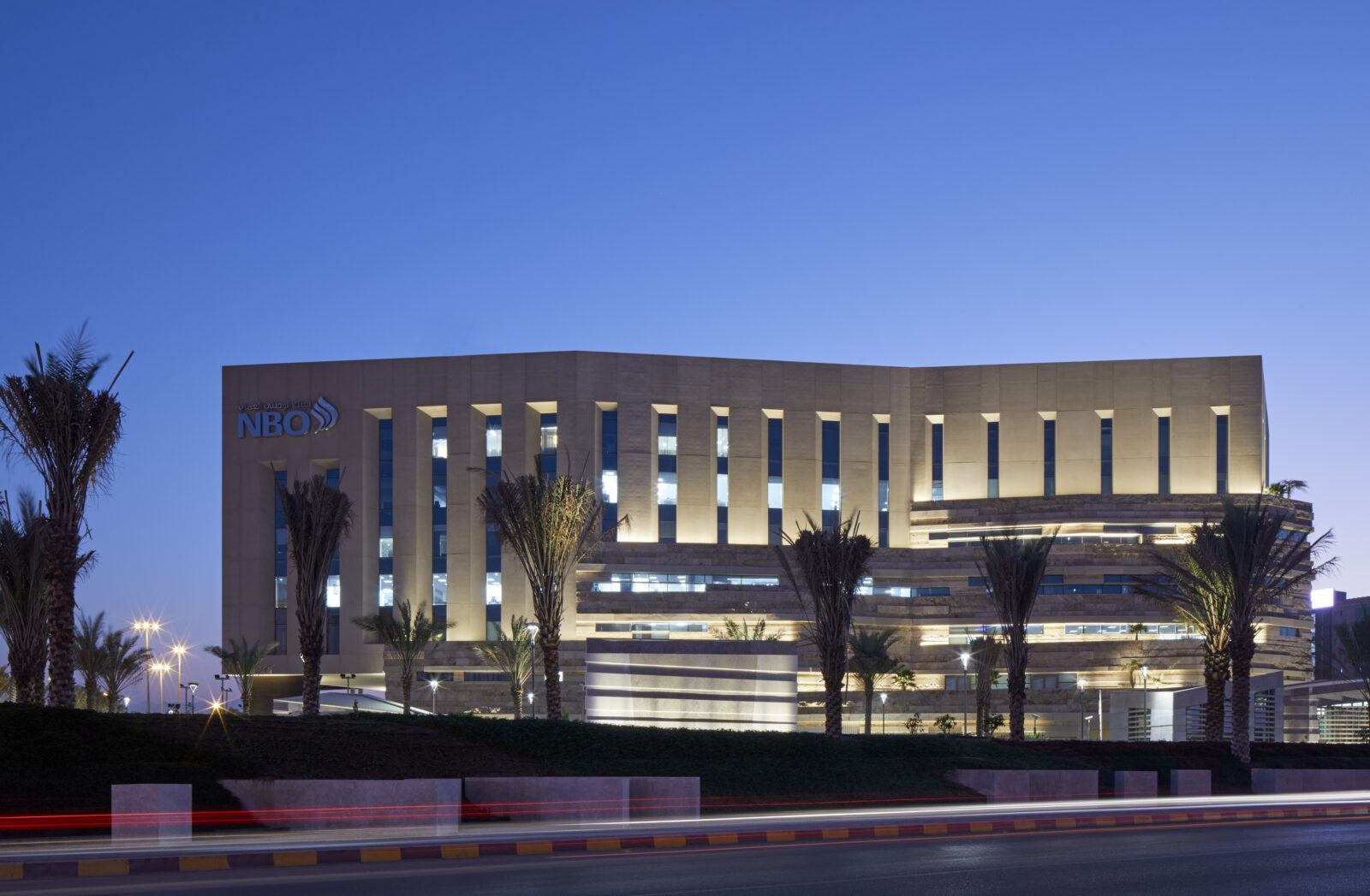Flagship HQ for National Bank of Oman in Muscat completed by LOM