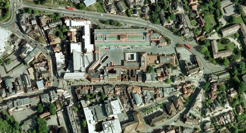 Competition: The Swan Centre, Leatherhead