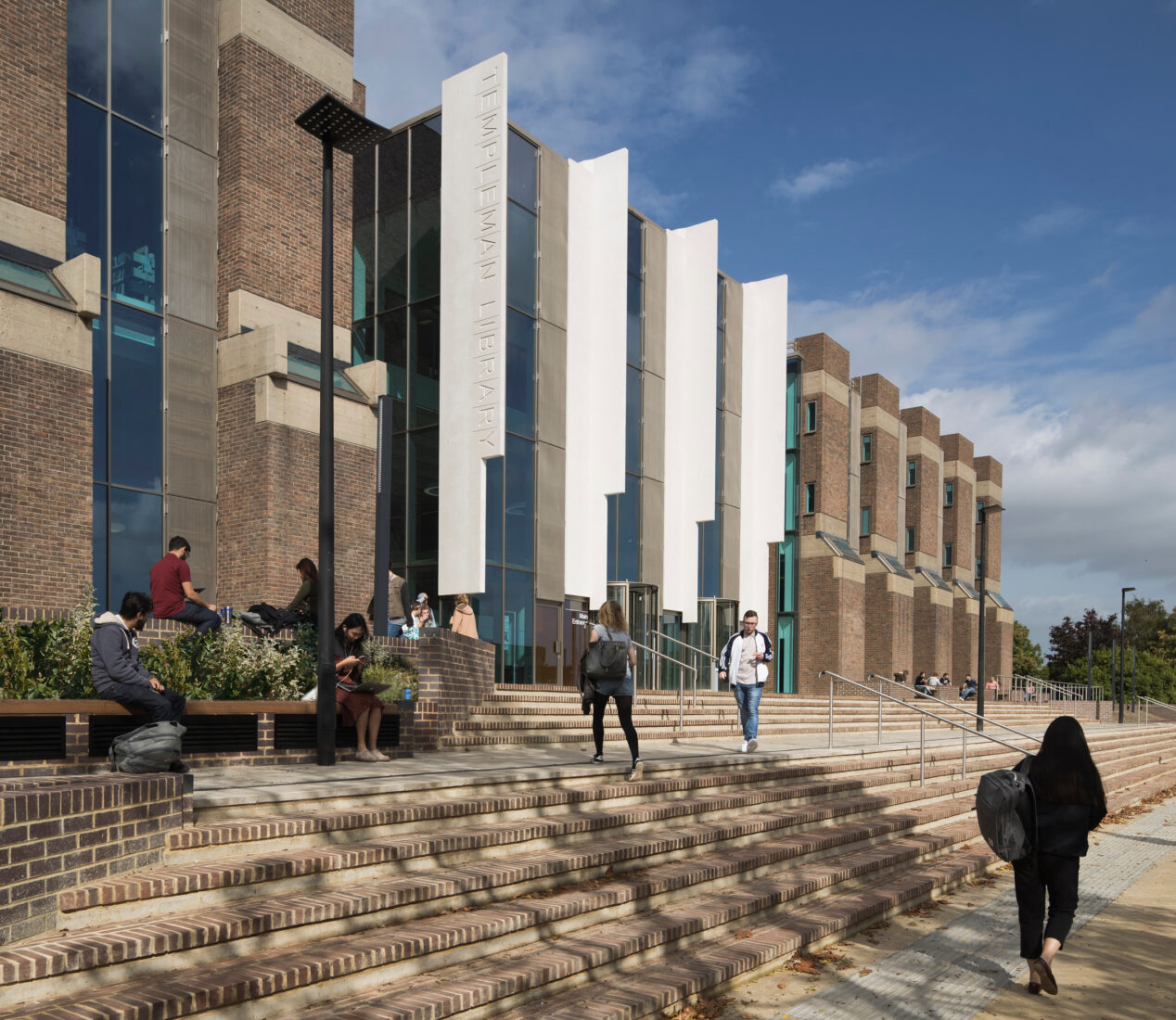 Penoyre & Prasad refurbishes Brutalist library at the University of Kent