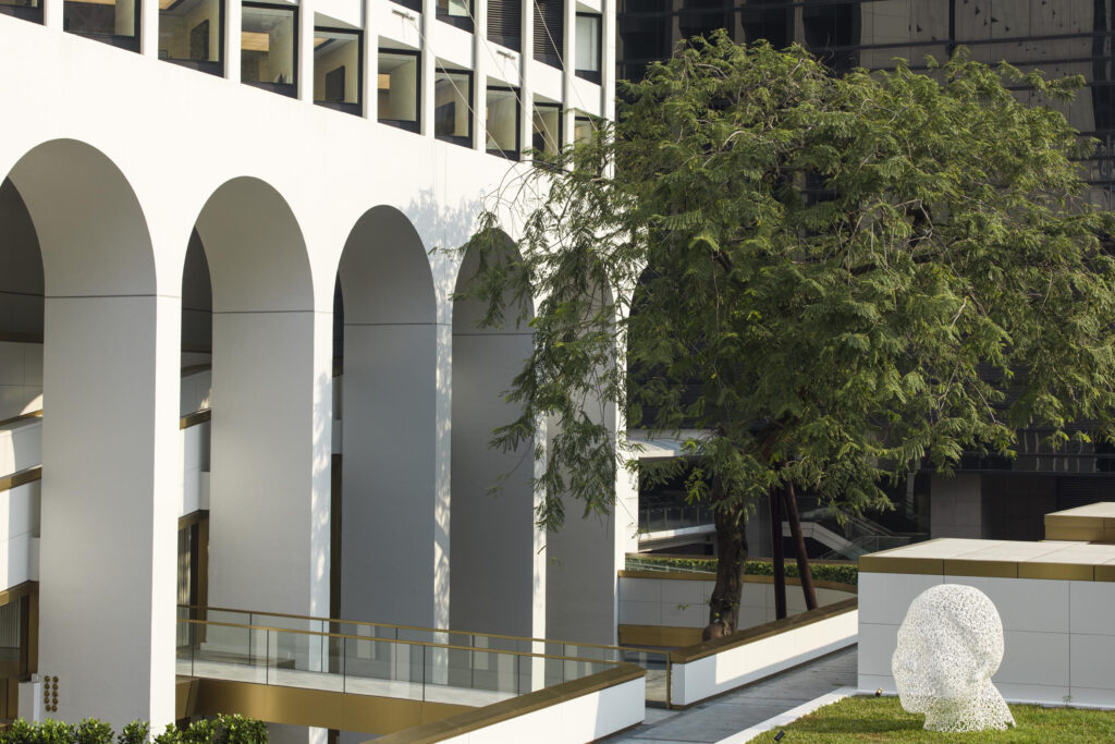 Foster + Partners transforms office into hotel in Hong Kong