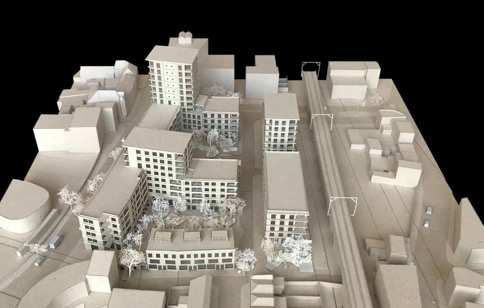 Adam Khan and muf win approval to overhaul Hackney estate