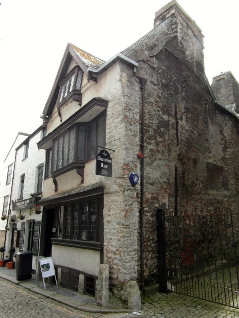 Competition: Elizabethan House, Plymouth