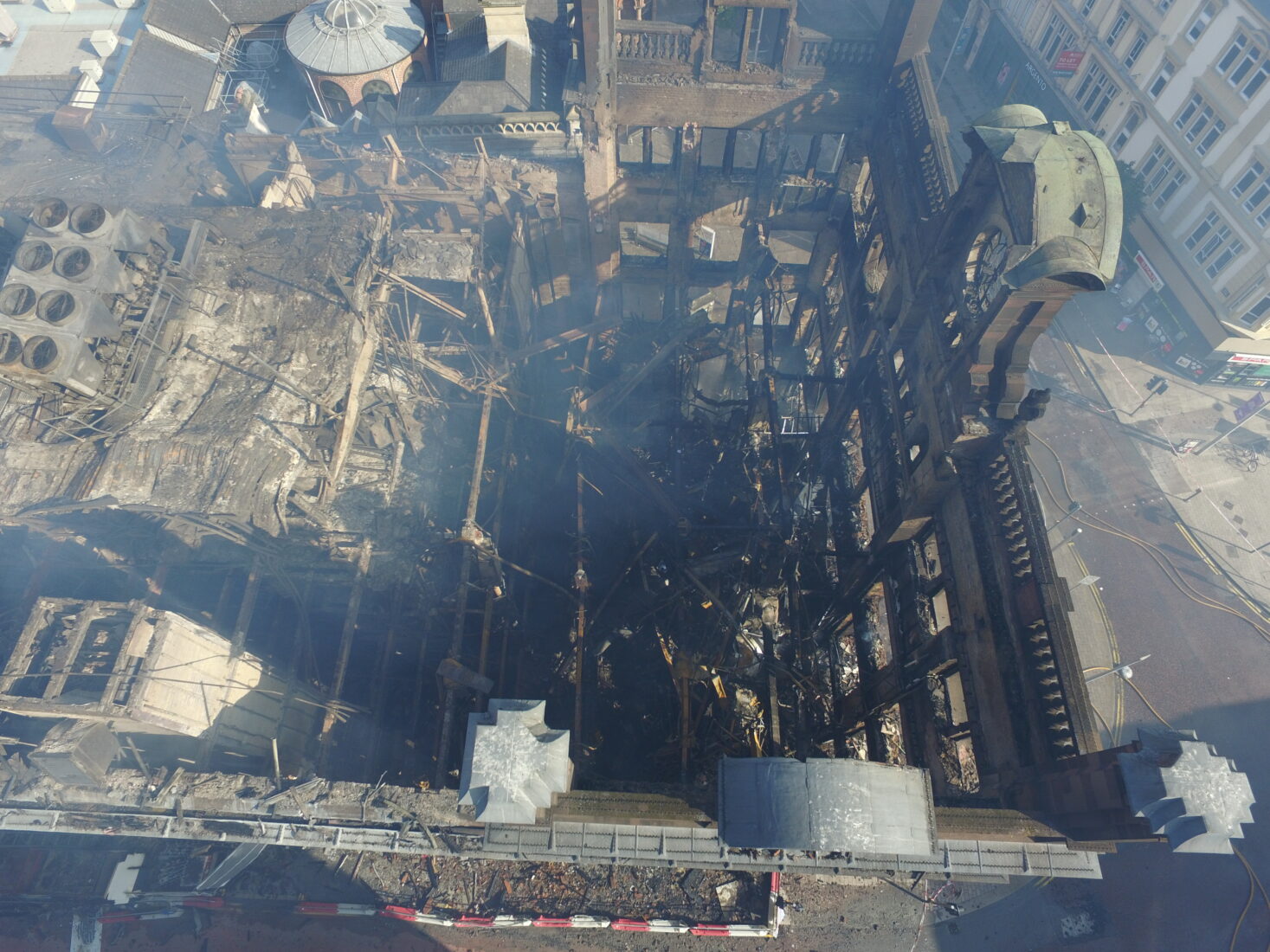 Architects call for restoration of Belfast’s fire-ravaged Bank Buildings