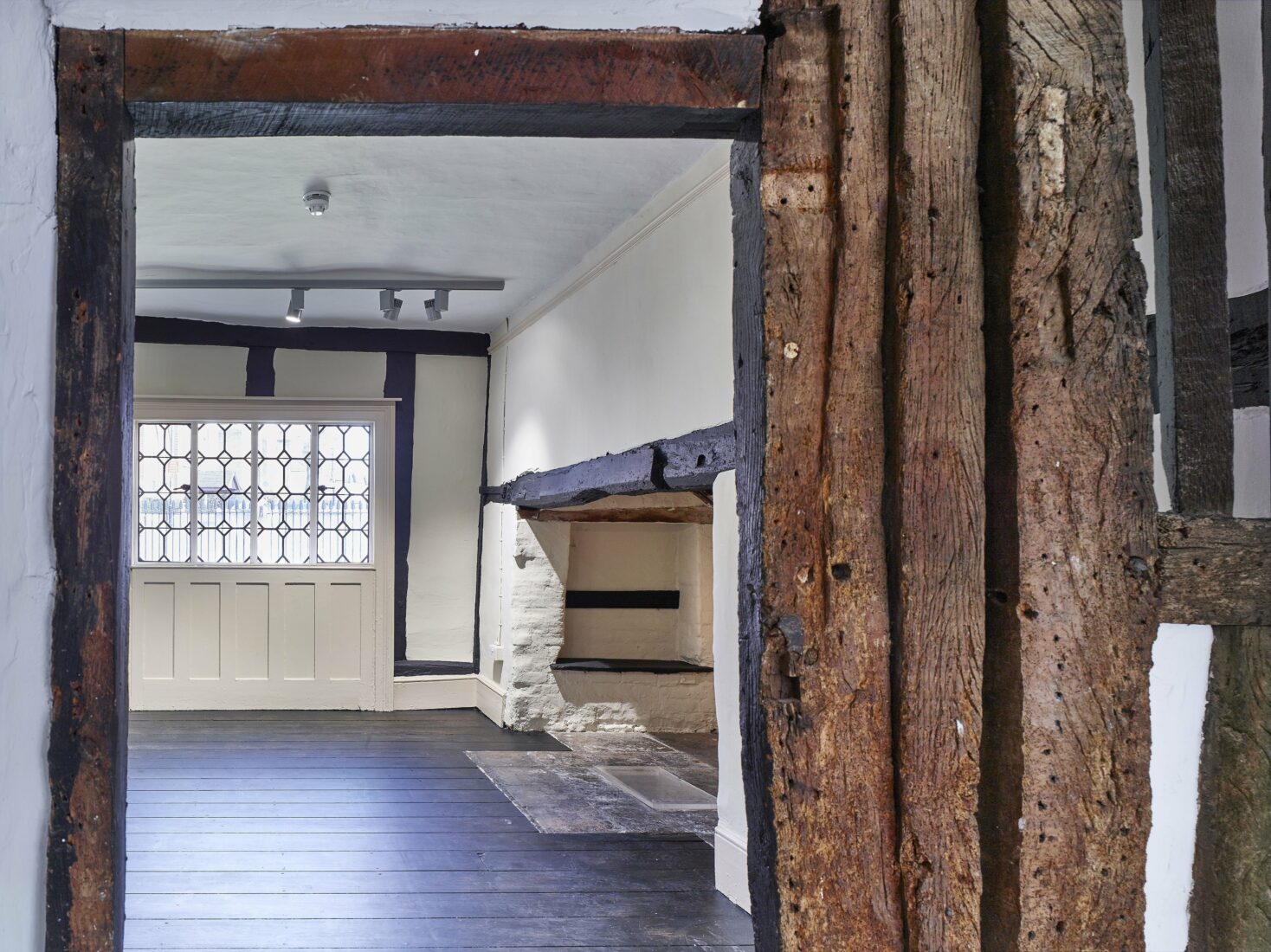 Curl la Tourelle Head’s refurb adds a new layer to Whitehall Historic House