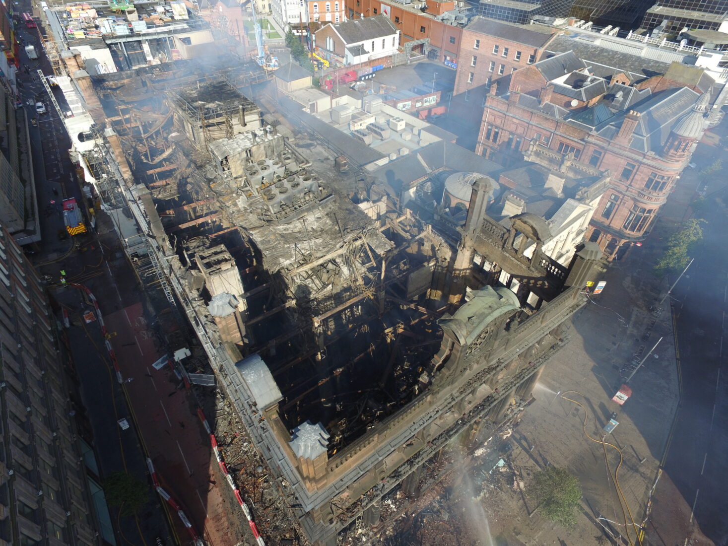 Northern Irish architects oppose demolition of fire-wrecked landmark