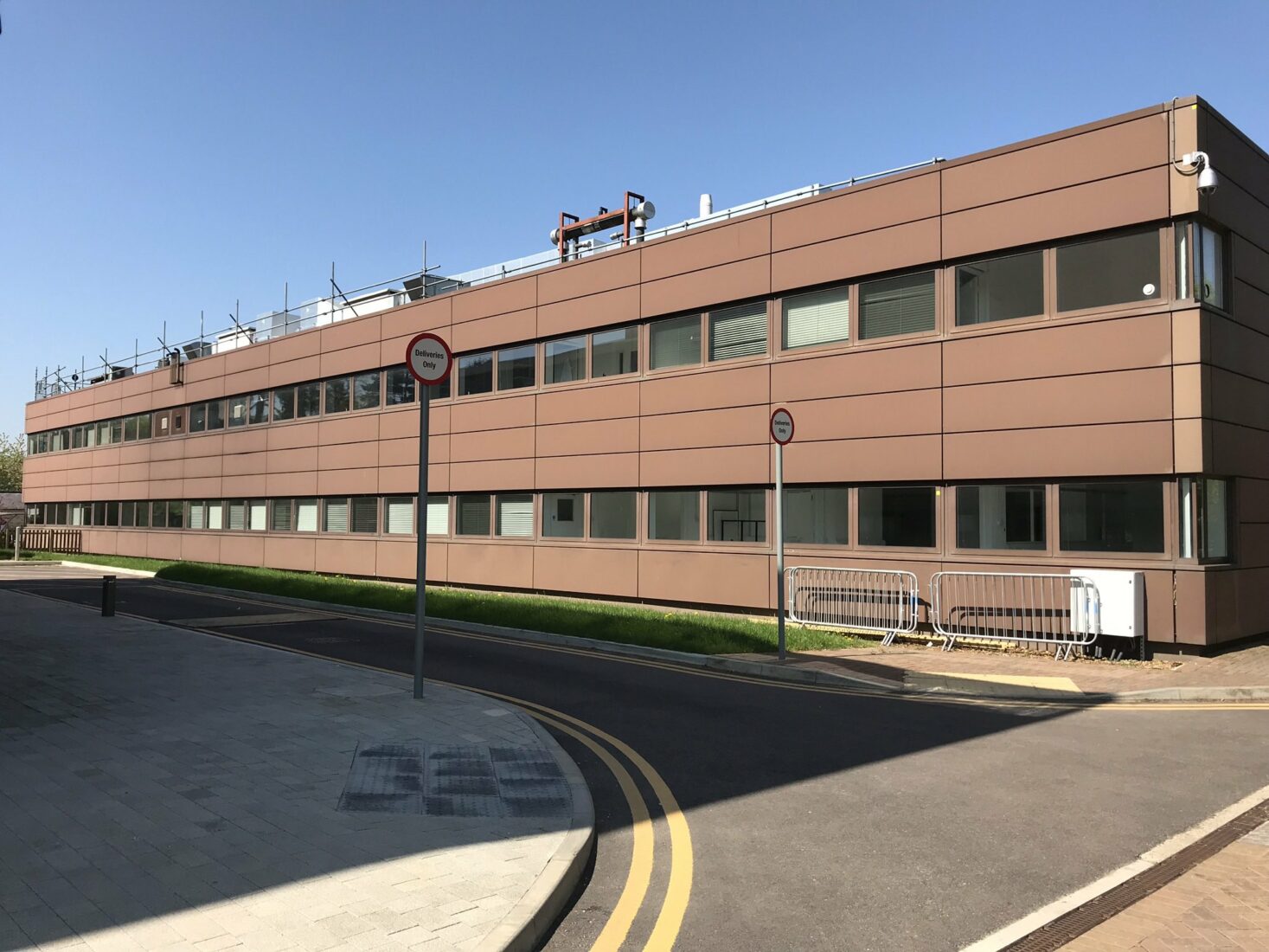 Pioneering Colin St John Wilson laboratory is demolished