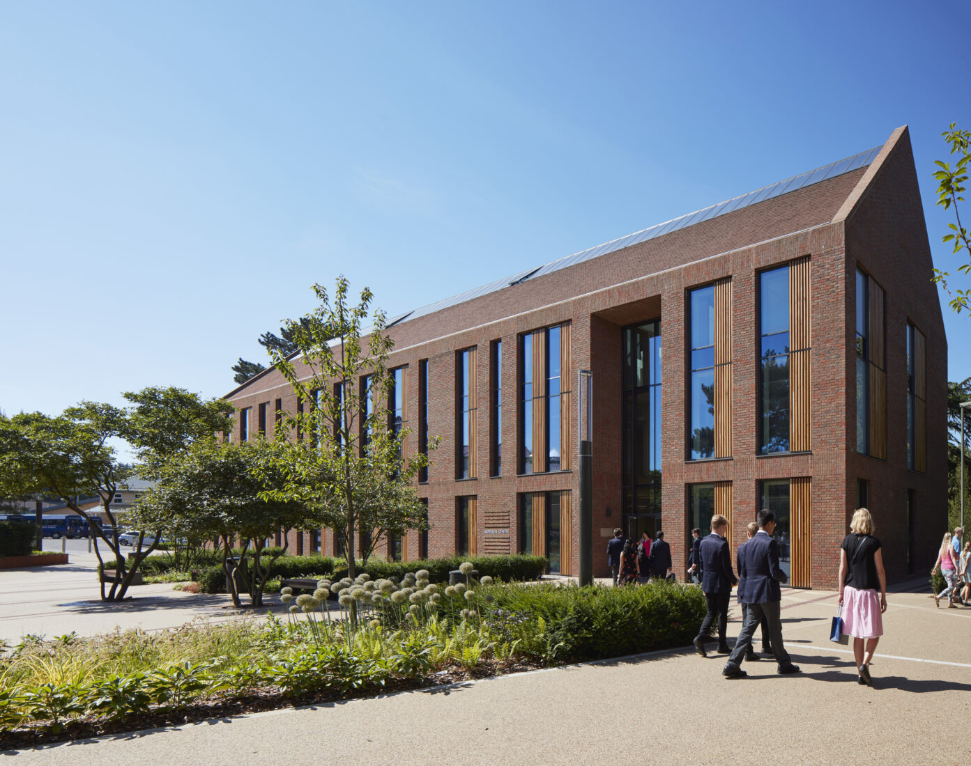 Walters & Cohen extends Reigate School with library and sixth form centre