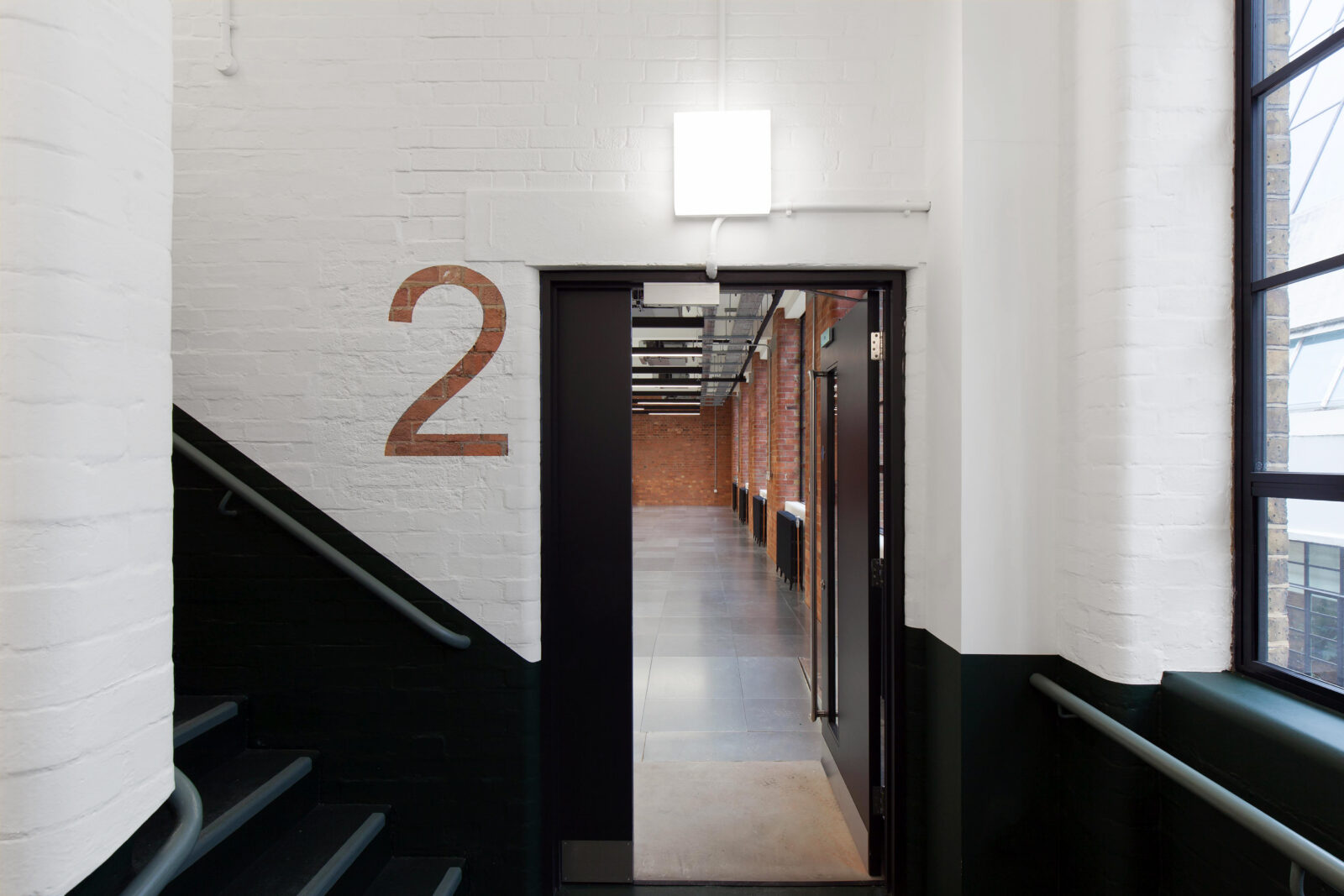 HUT Architecture completes office retrofit in Clerkenwell
