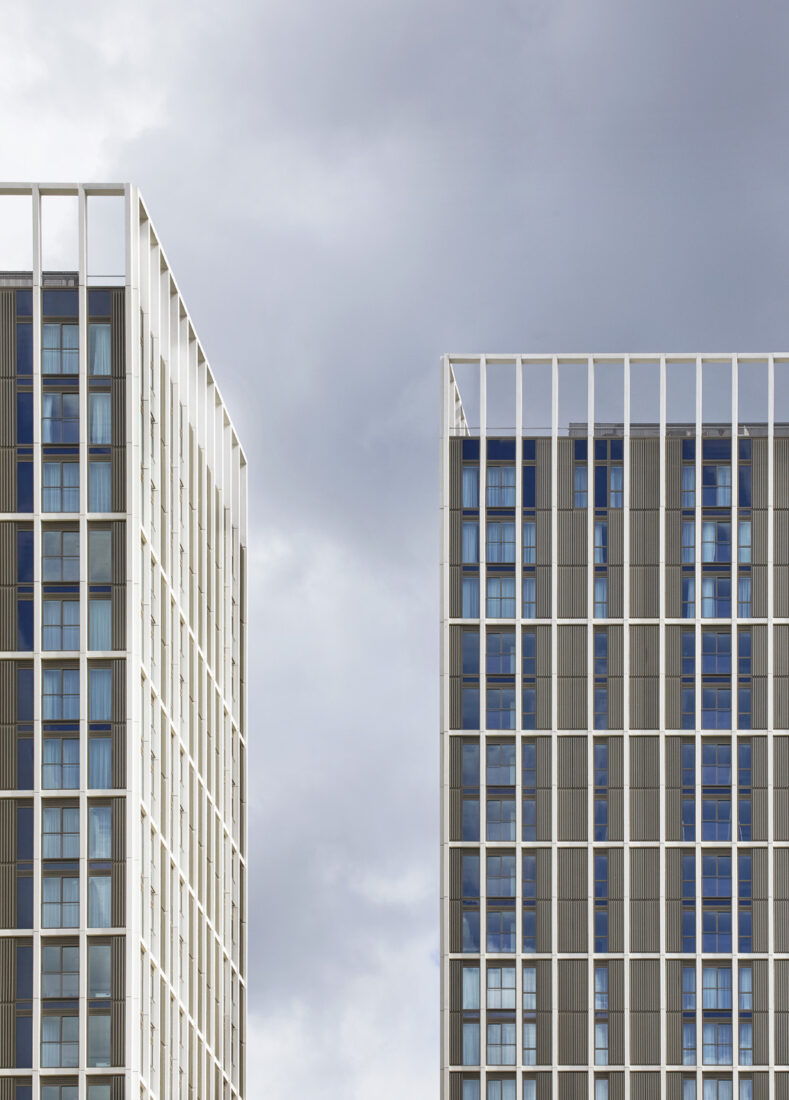 Lifschutz Davidson Sandilands completes towers using ‘jump factory ...