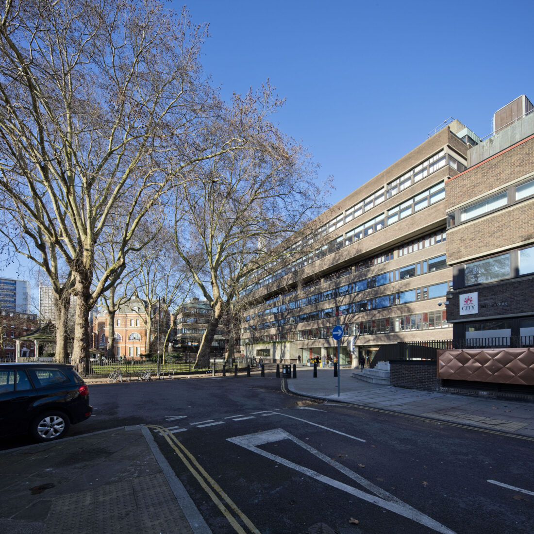 Coffey wins go-ahead for oval rooftop reading room at City University