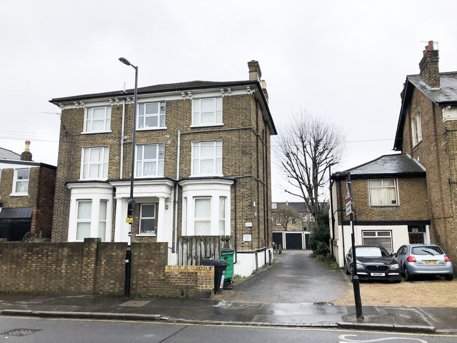 LSI to replace south London garages with homes