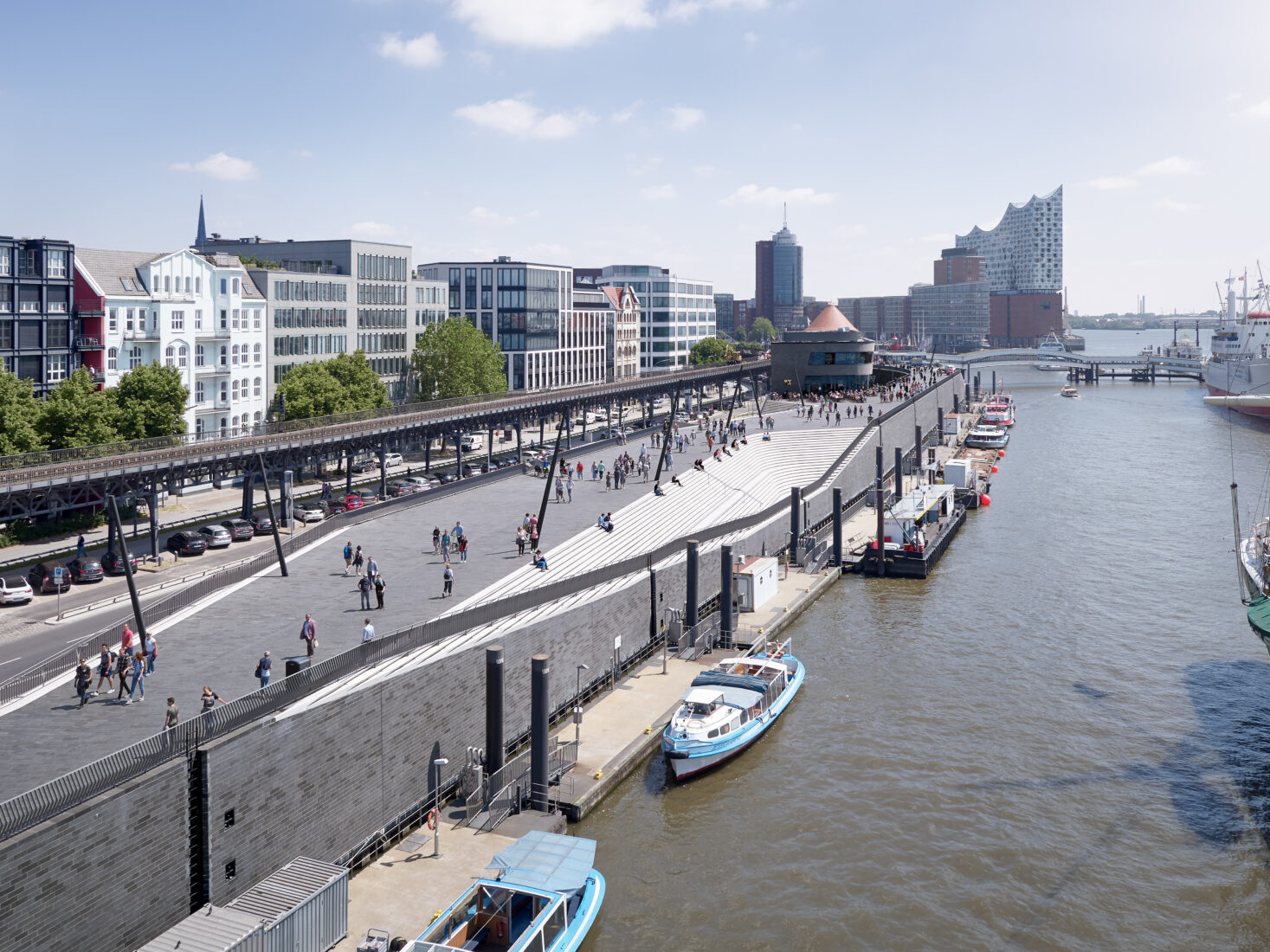 Zaha Hadid Architects completes river promenade in Hamburg