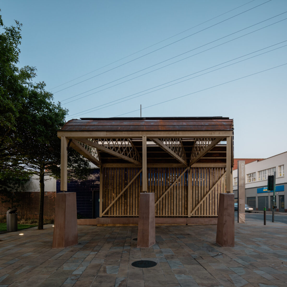 Emerging architects design trussed pavilion in East Belfast