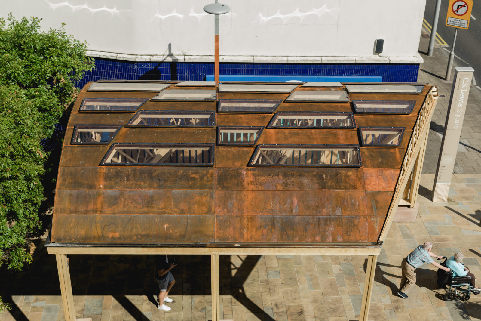 Emerging architects design trussed pavilion in East Belfast