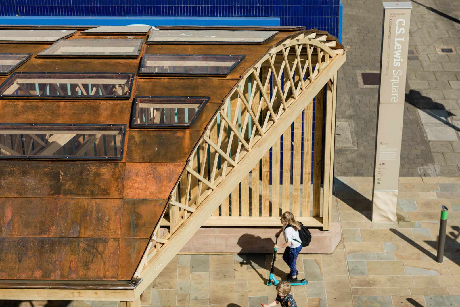 Emerging architects design trussed pavilion in East Belfast