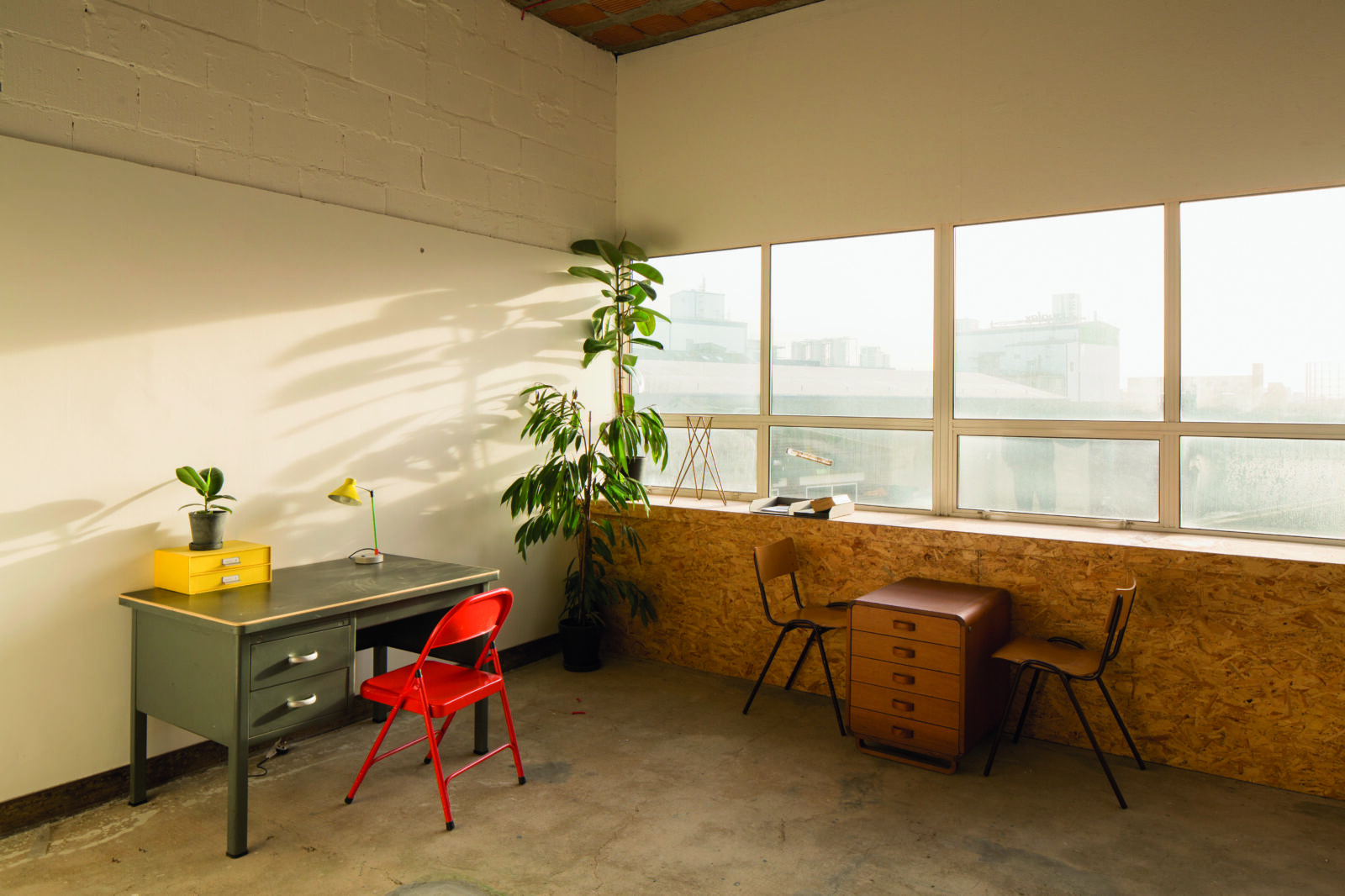 Architectural branding: The Silver Building by SODA Studio