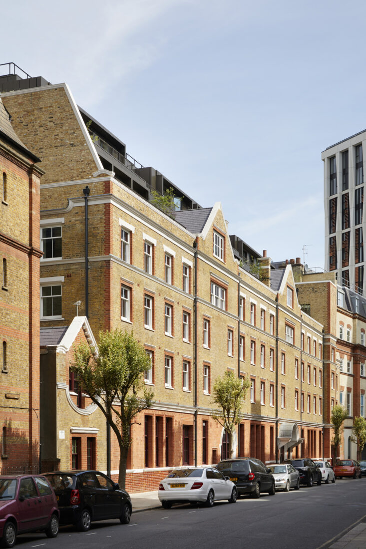 Apt adapts central London building into residential development