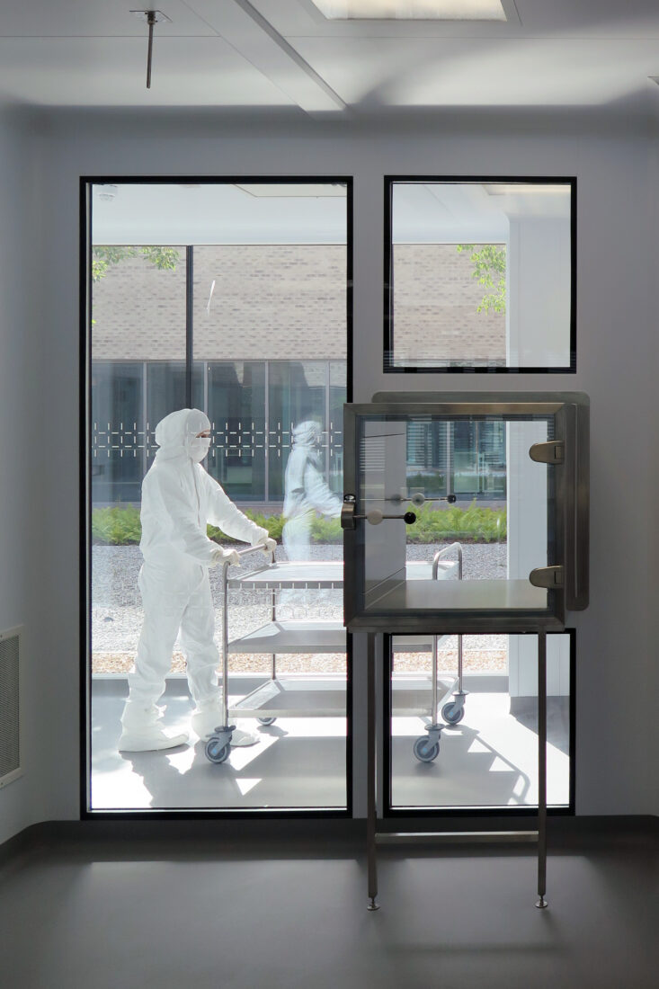 Internal transparency marks out highly functional clinical centre by ...