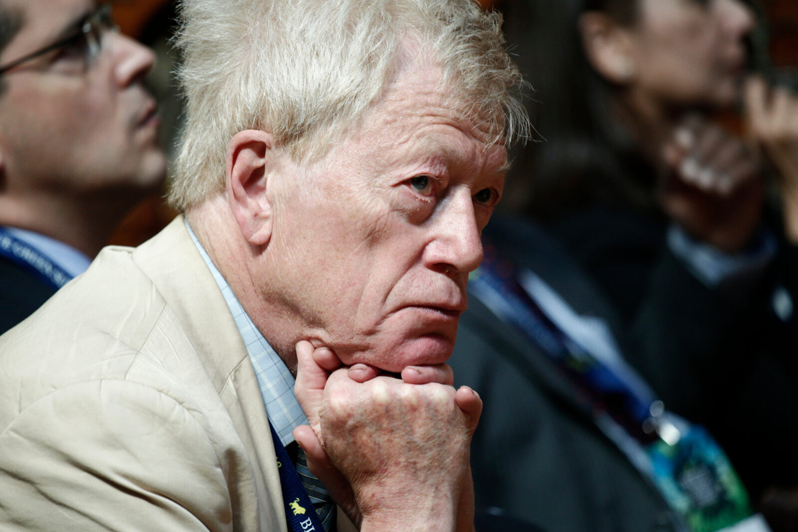 Roger Scruton dies of cancer, aged 75