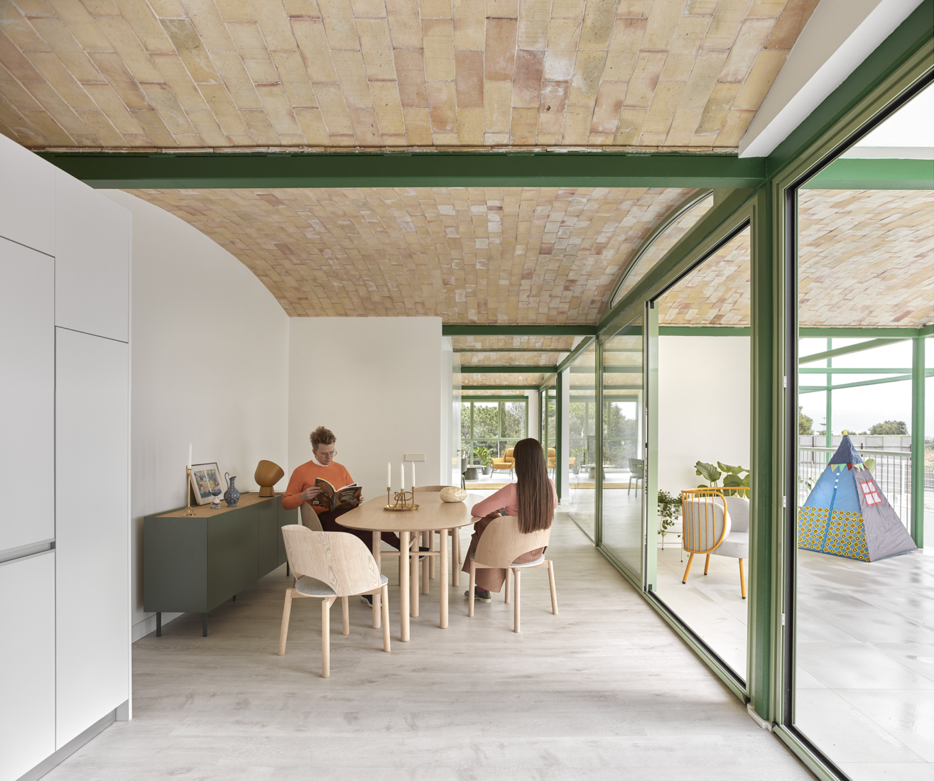 Space Popular completes Spanish space-frame prototype house