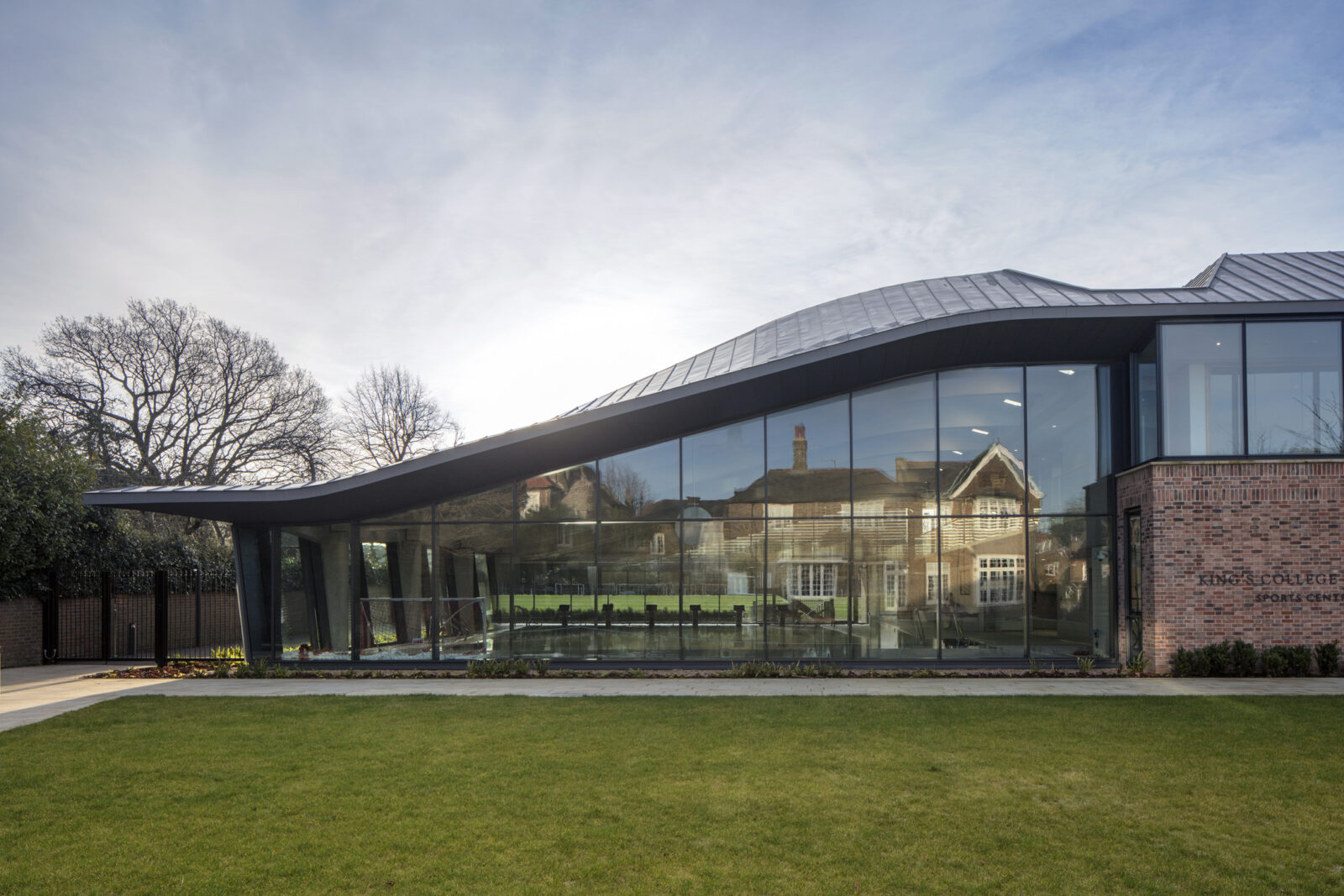 David Morley Architects completes sports complex for Wimbledon school