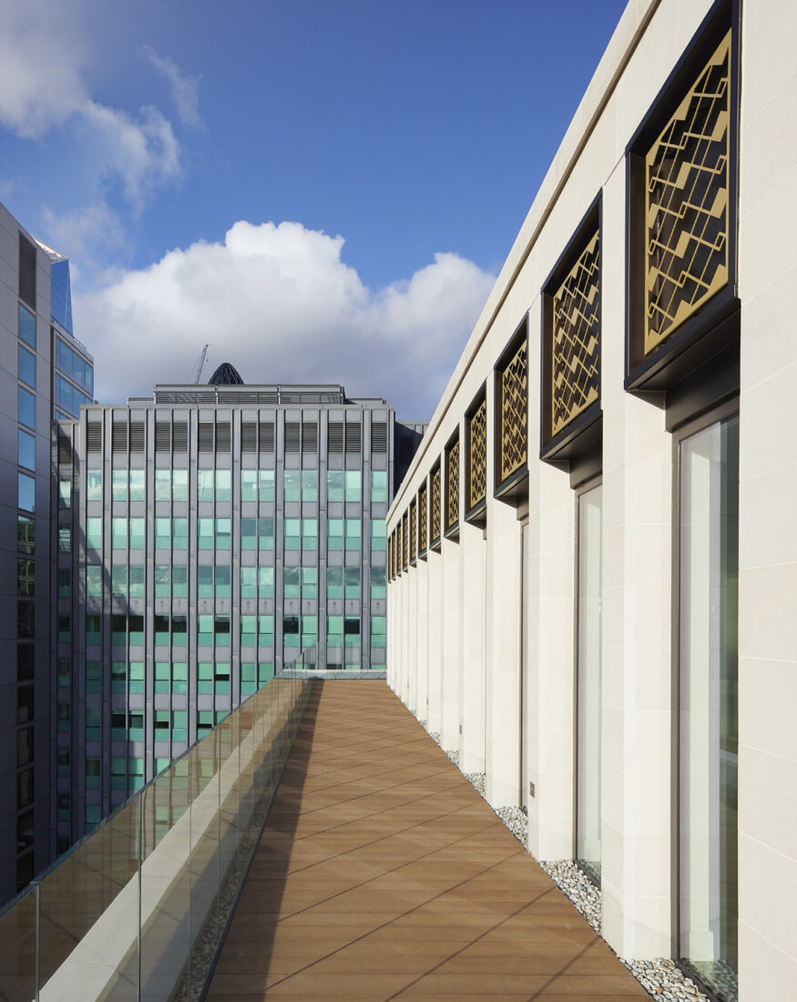 1930s office building reworked with new core by John Robertson Architects