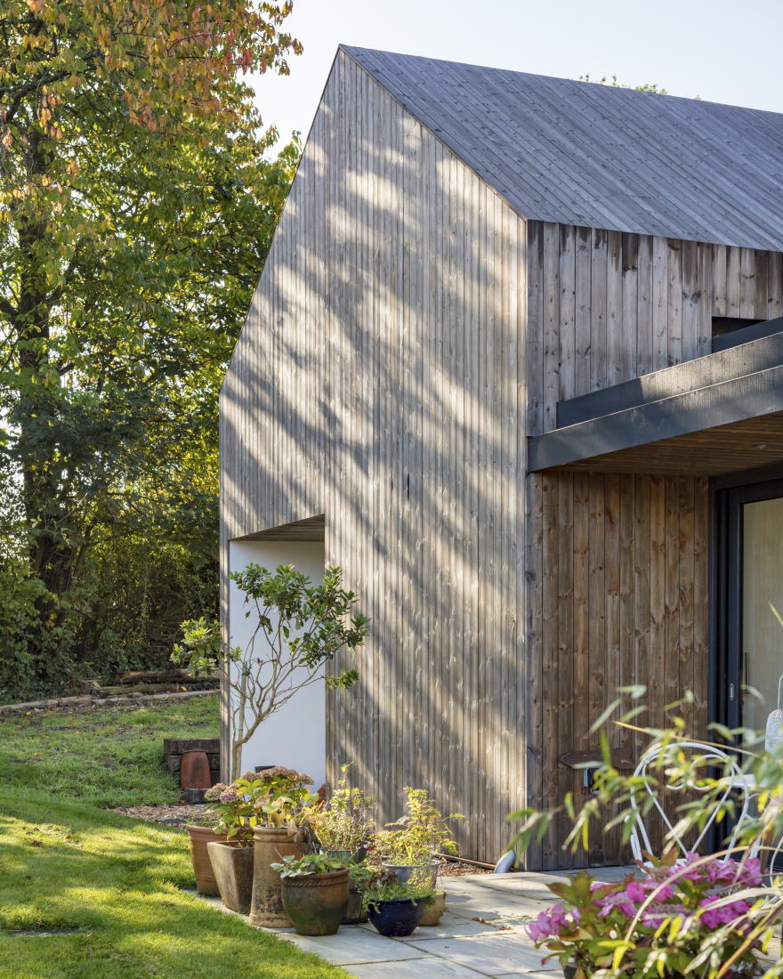 Snug Architects completes timber-clad house in Hampshire
