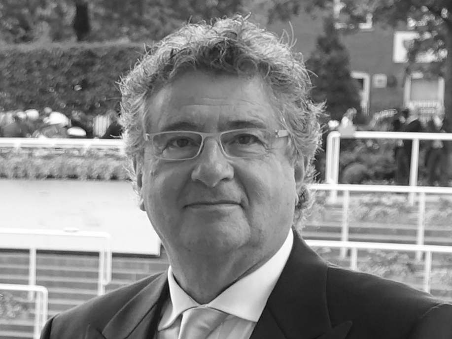 Award-winning dentist-turned-architect Richard Mitzman dies