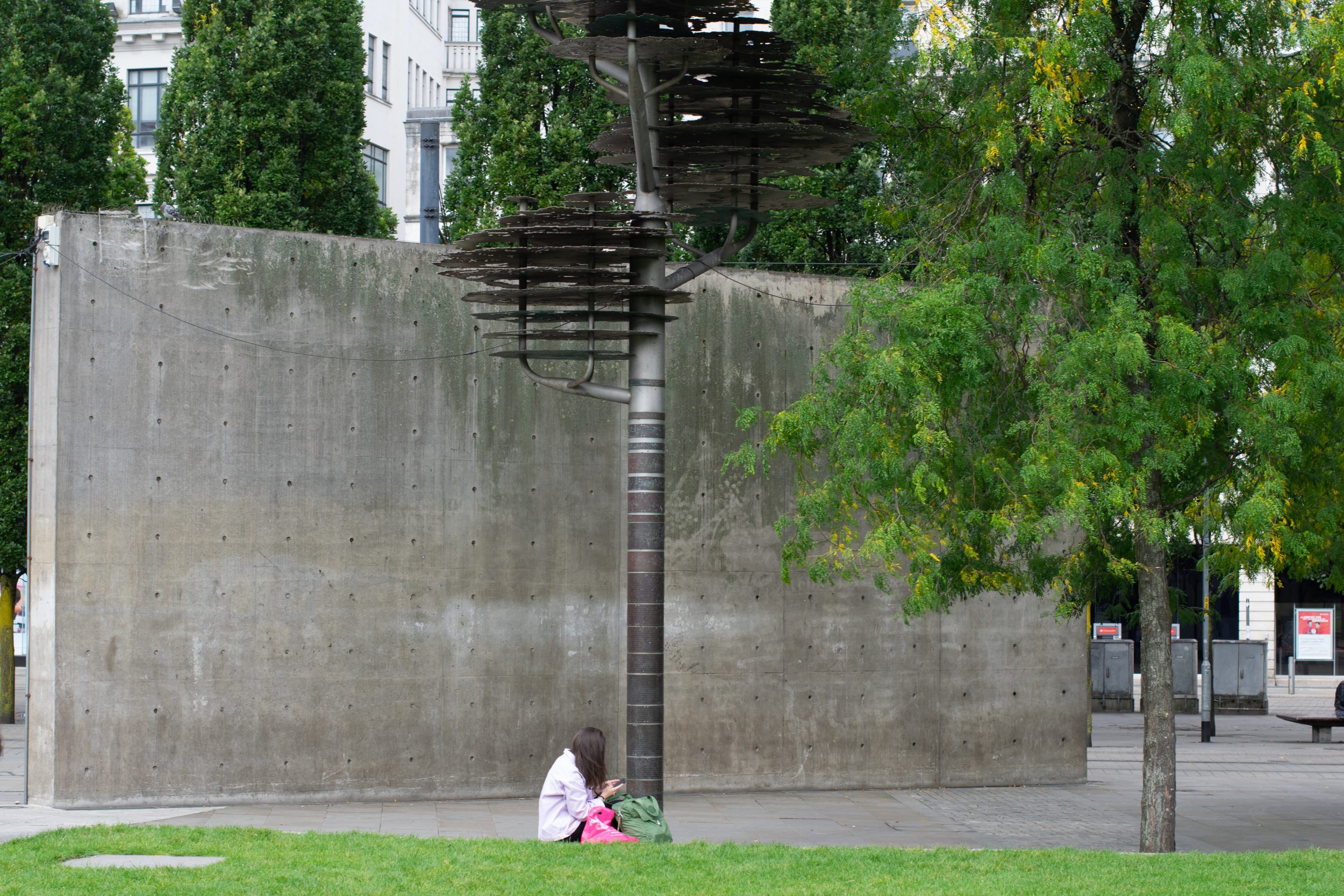 Astragal: Ando’s wall comes tumbling down