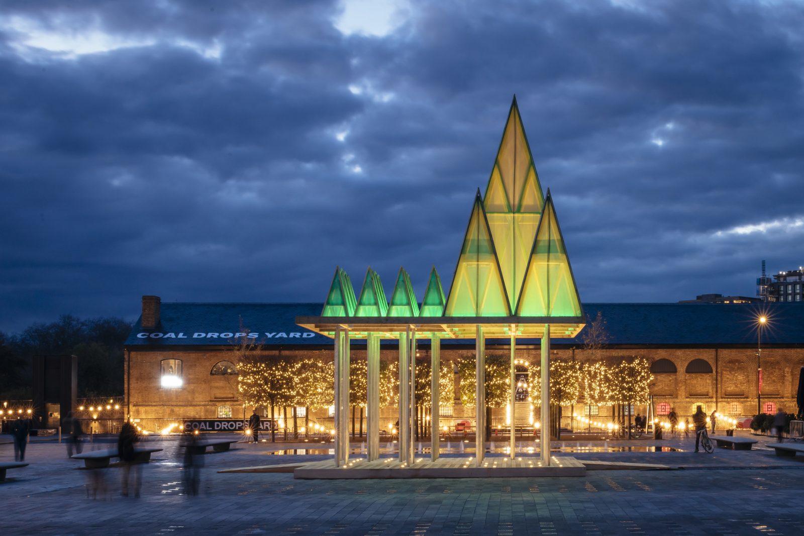 Sam Jacob Studio unwraps architectural Christmas tree