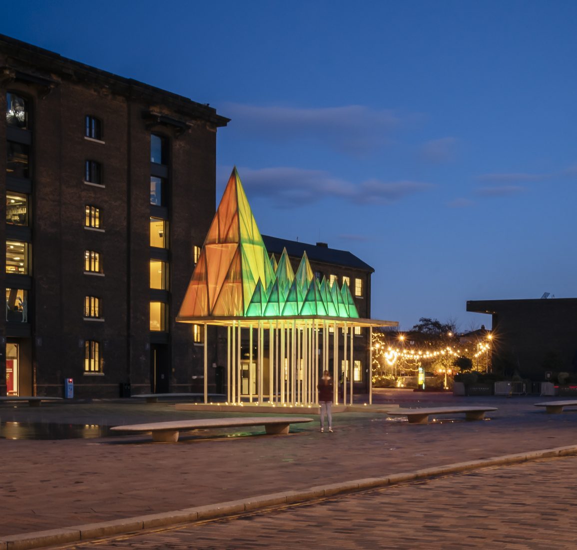 Sam Jacob Studio unwraps architectural Christmas tree