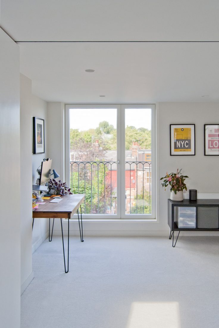 Novak Hiles reworks house with sculptural chamfered extension