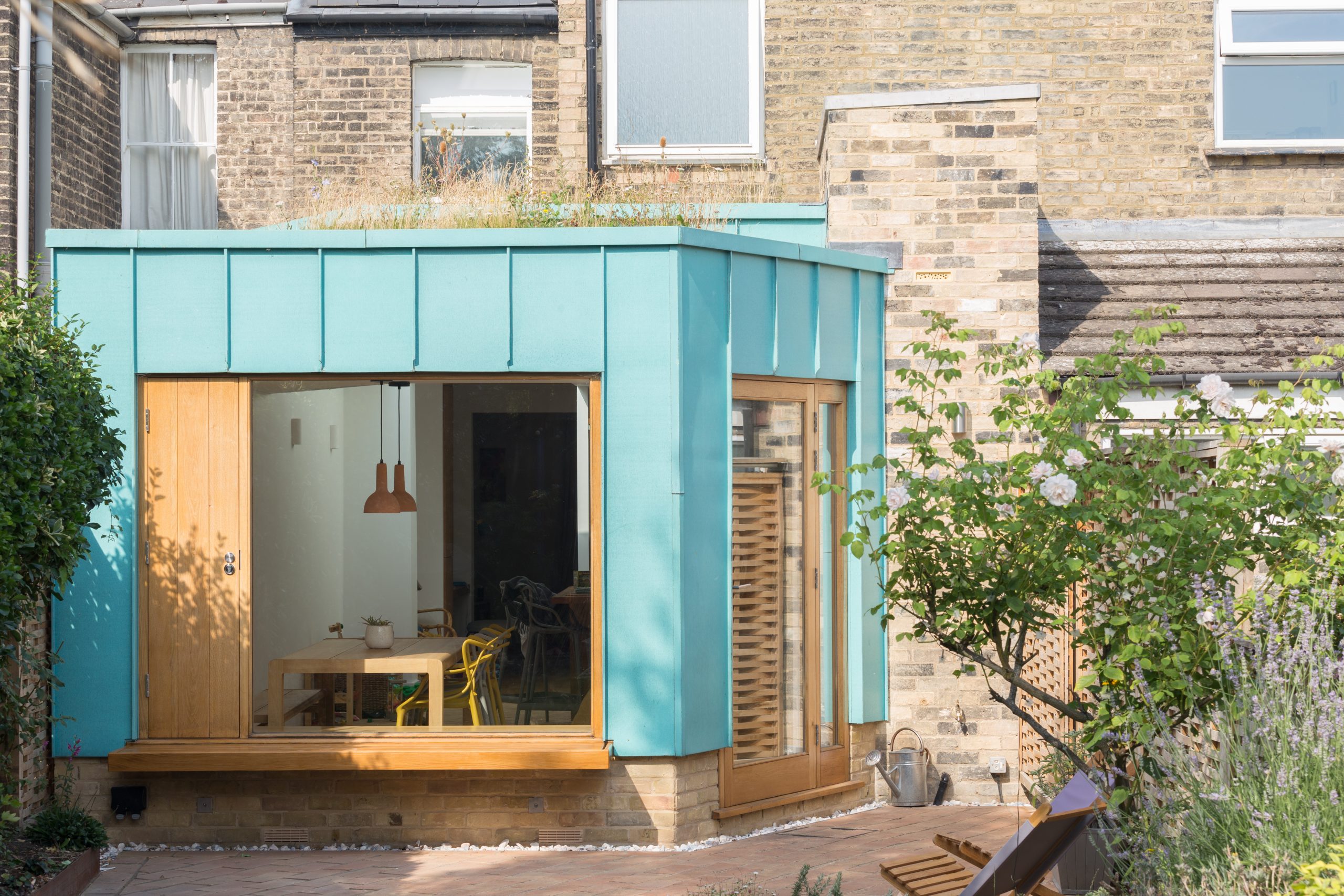 Butcher Bayley Architects clads Cambridge extension in pre-patinated copper