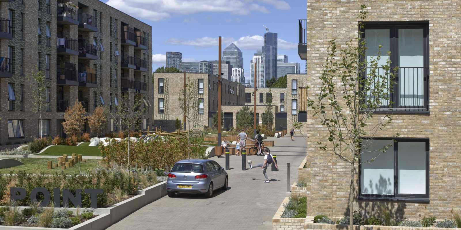 Squire & Partners completes garden square housing