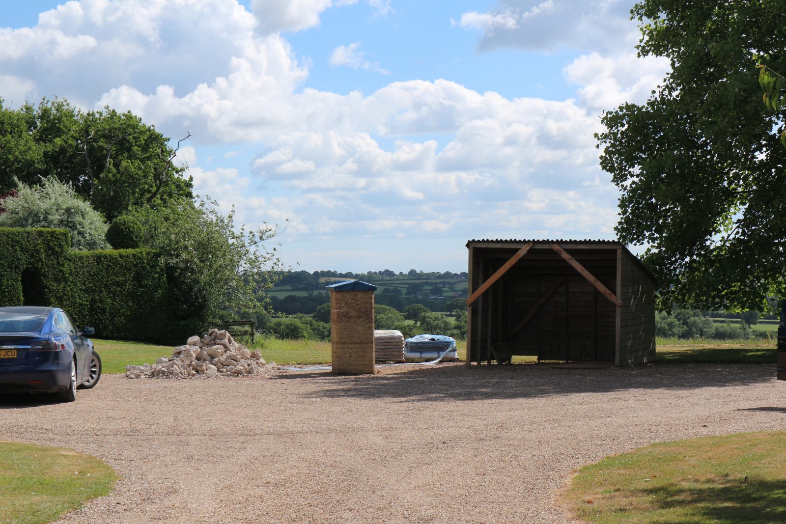 Jonathan Tuckey Design gets go-ahead for rammed earth house in Wiltshire