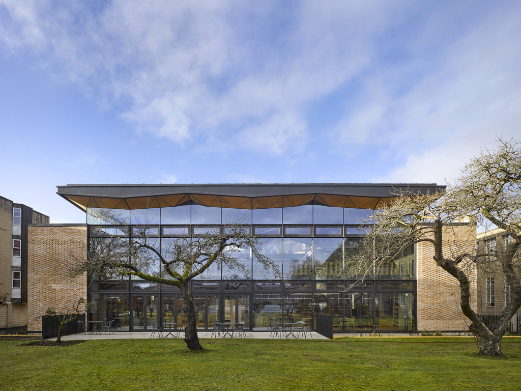 Woods Bagot completes library with ‘floating’ timber roof for Wiltshire ...