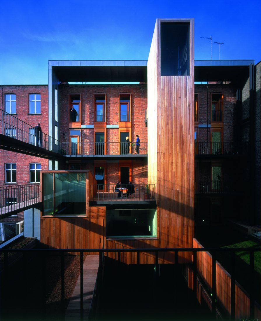 Discover the AJBL: Talkback London by Henley Halebrown Rorrison, 2001