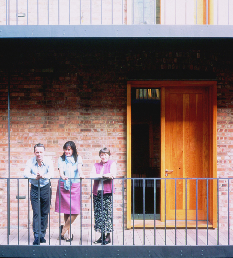 Discover the AJBL: Talkback London by Henley Halebrown Rorrison, 2001