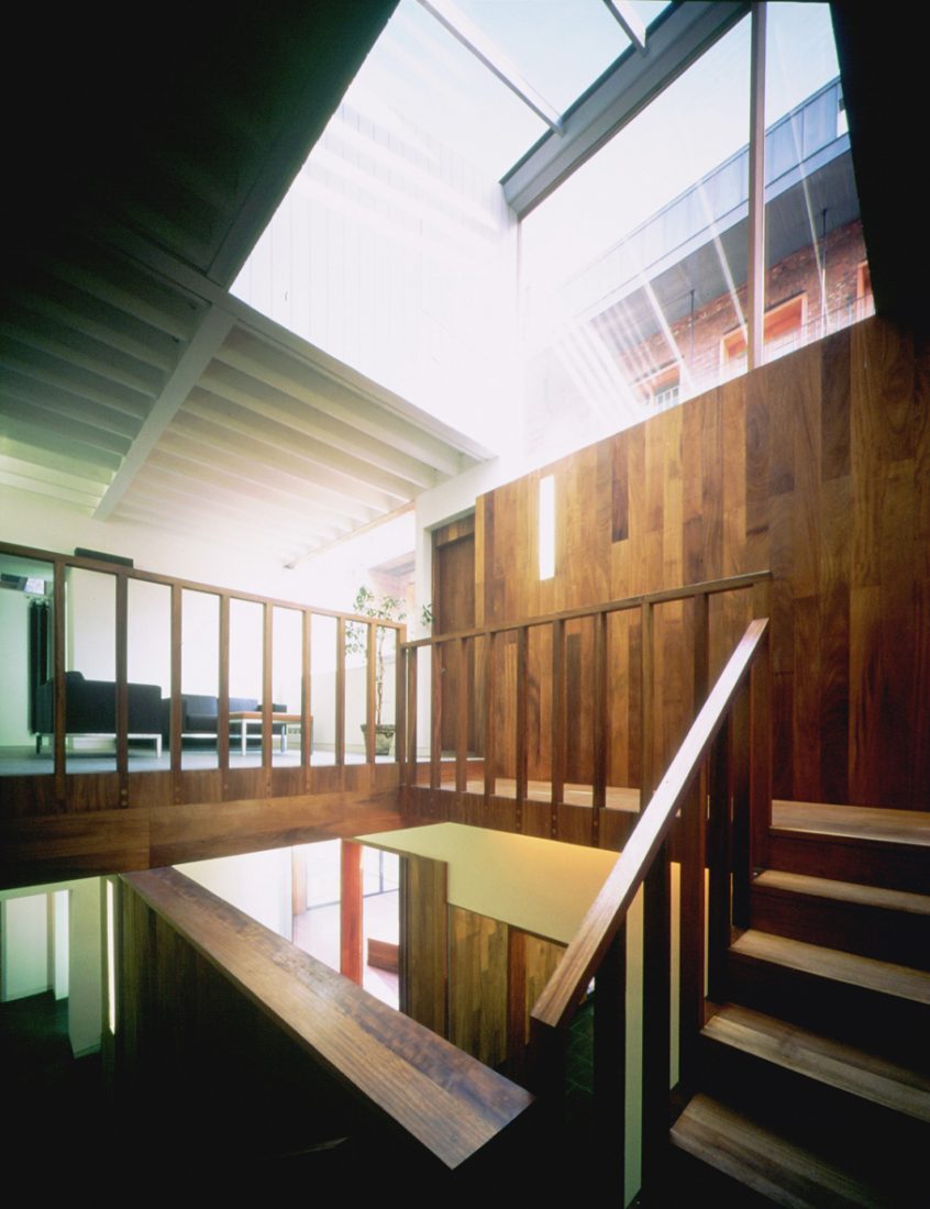Discover the AJBL: Talkback London by Henley Halebrown Rorrison, 2001